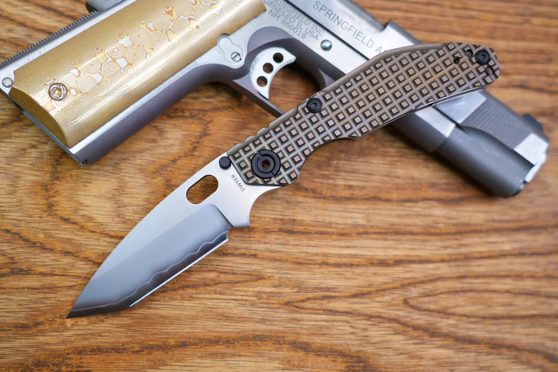 North Mountain Blade BBNM Tanto Grid - Blades.GE